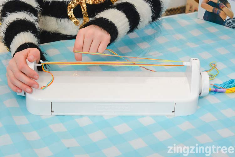 How To Make Adorable Loopdedoo Friendship Bracelets