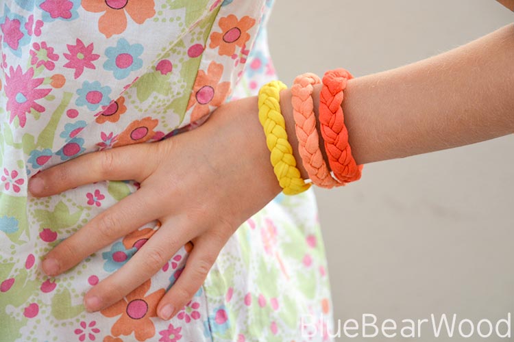 How To Make Adorable Loopdedoo Friendship Bracelets